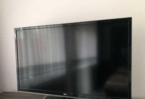 Телевизор LG 42" (107 см)
