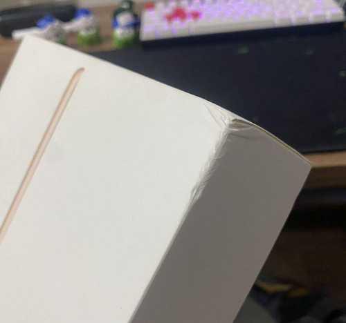 Коробка от iPad 8 поколения