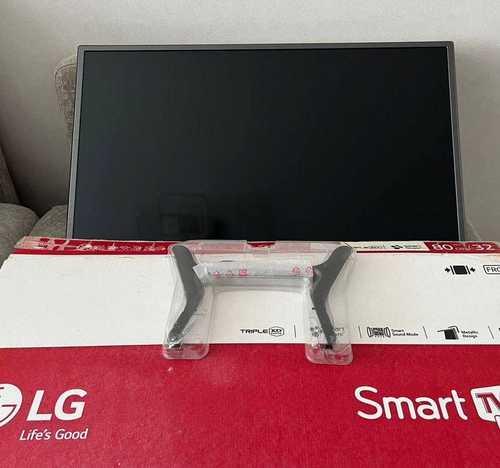 Smart-тв LG 32"LF580V