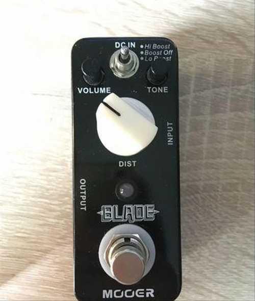 Гитарная педаль Distortion Mooer Blade