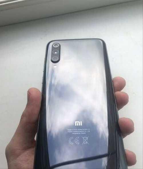 Телефон Xiaomi mi 9