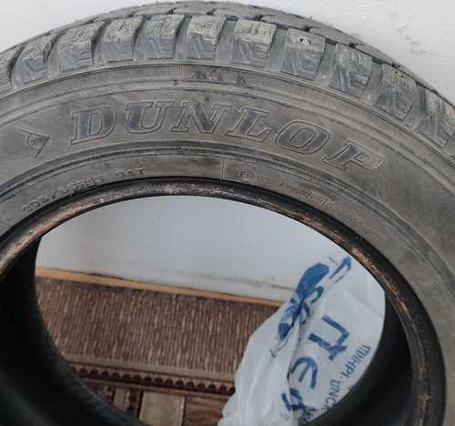 Dunlop SP Winter Ice 01 205/65 R15 94