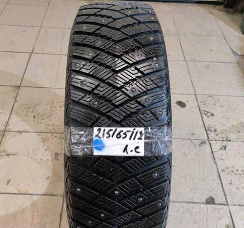 Goodyear Ultragrip Ice Arctic 215/65 R17 99T