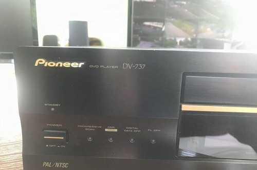 Pioneer DV-737