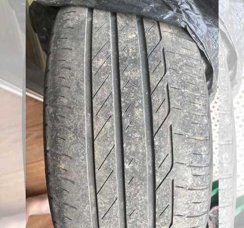 Bridgestone Turanza T001 225/45 R19