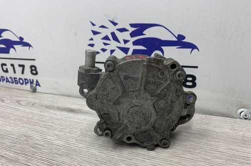 Насос вакуумный Audi A4 B8 caga 2.0 2009