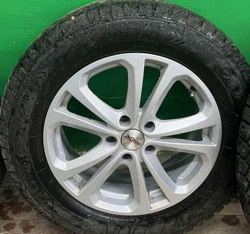 LingLong Green-Max Winter Grip SUV 225/65 R17 106T