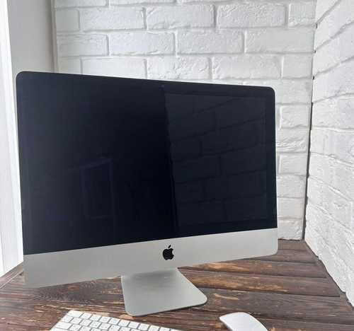 Apple iMac 21,5 Late 2015 i5/8Gb Ram/500ssd