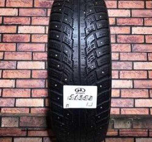 Kumho I'Zen RV Stud KC16 215/70 R16