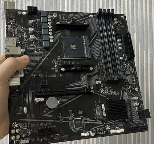 Материнская плата Gigabyte B550M K AM4