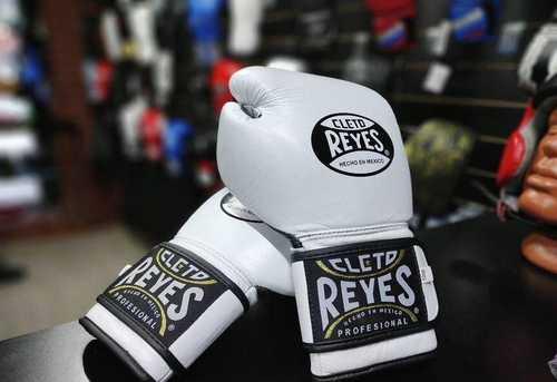 Боксерские перчатки Cleto Reyes White