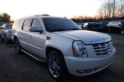 Фары от cadillac escalade 2006-2014