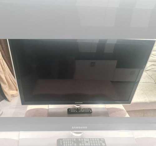 Телевизор SMART tv бу 40