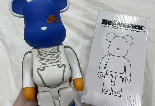 Мишка bearbrick nike