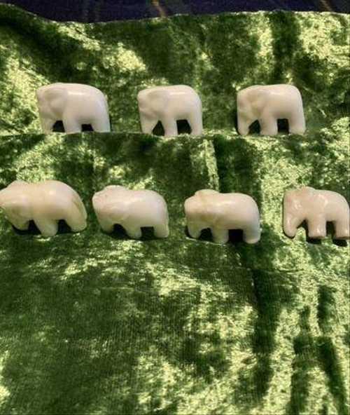 Мраморные слоники