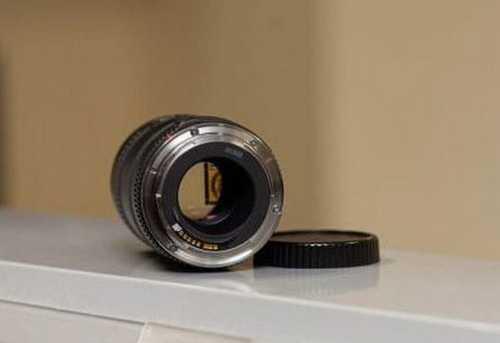 Объектив Canon EF 135mm