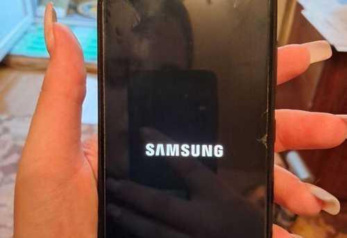 Samsung Galaxy A20, 3/32 ГБ