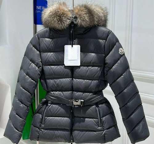 Пуховик Moncler женский