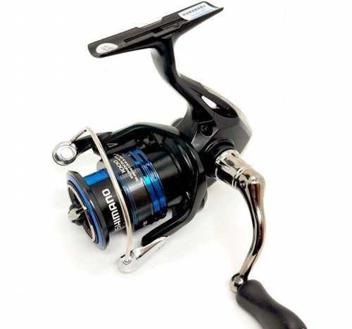 Катушка shimano 21 nexave C2000S