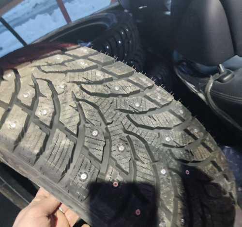 Windforce Arctic Power 235/55 R18 и 255/55 R18 104T