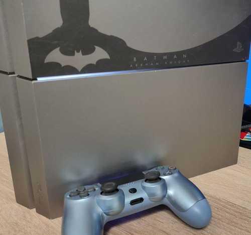 Sony playstation 4 fat Batman series 12.00