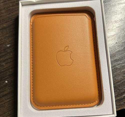 iPhone Leather Wallet MagSafe