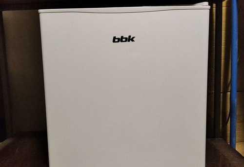 Холодильник мини BBK RF-050