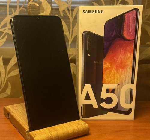 Samsung Galaxy A50, 4/64 ГБ