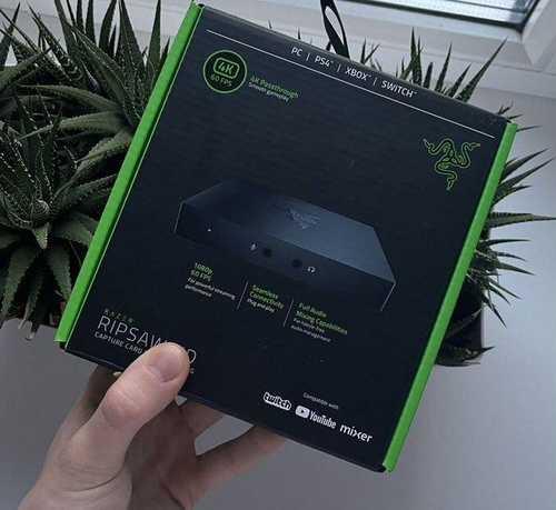 Карта видеозахвата Razer Ripsaw