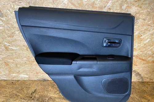 Обшивка двери задняя левая Mitsubishi Asx GA 4A92