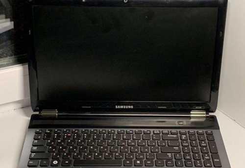 Ноутбук Samsung NP-RC530 в разборе