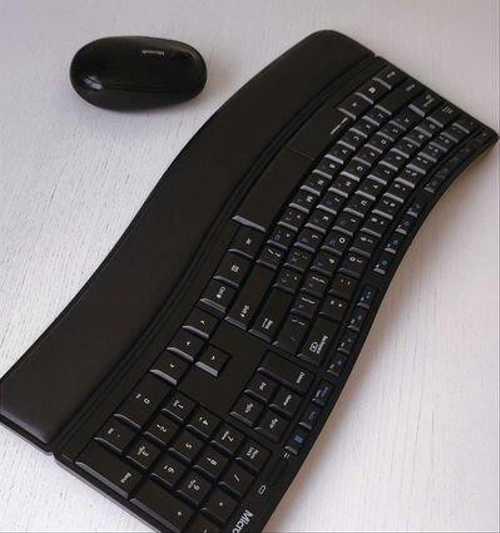 Беспроводная клавиатура и мышь (Microsoft Sculpt)
