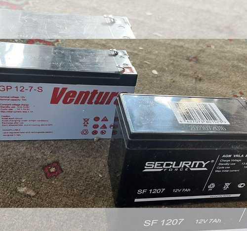 Аккумуляторная батарея 12v 7 Ah