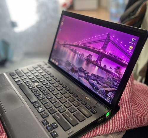 Топовый ноутбук sony Vaio i7 / SSD 256gb /RAM 6gb