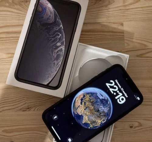 iPhone Xr, 64 ГБ