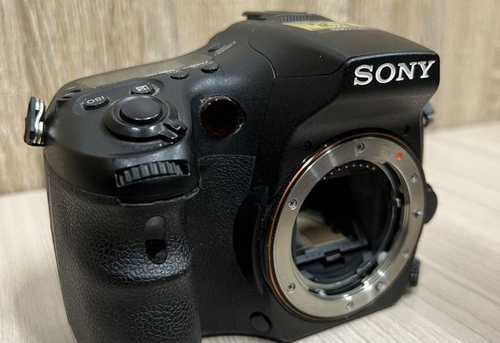 Зеркальный фотоаппарат Sony