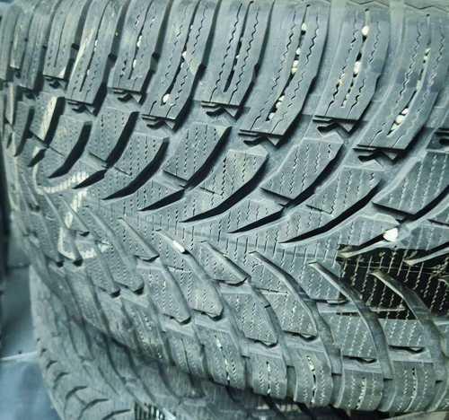 Nokian Tyres WR SUV 4 275/45 R21
