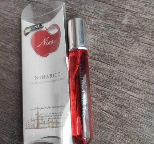 Nina ricci