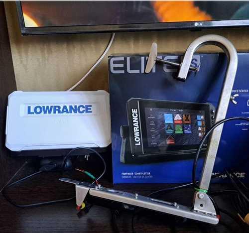 Эхолот lowrance elite 9 fs бу