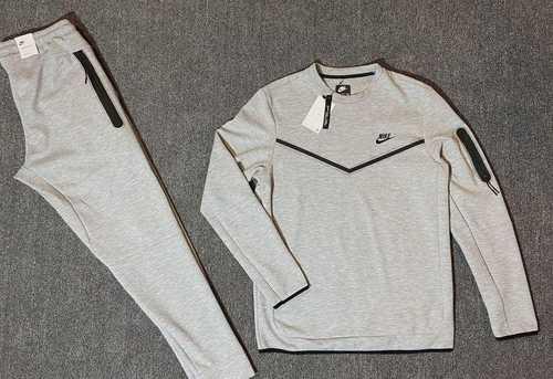 Спортивный костюм Nike Sportswear Tech Fleece