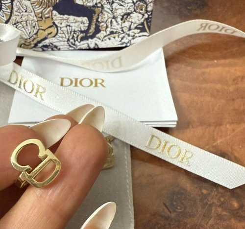 Золотые серьги dior