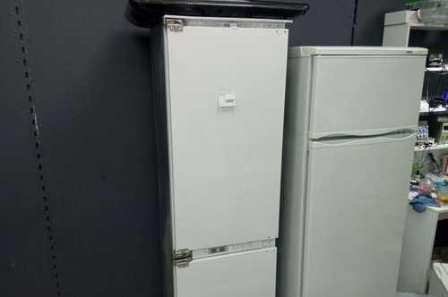 Встраиваемый холодильник Bauknecht NoFros/гарантия