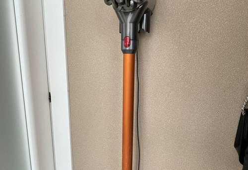 Пылесос dyson V8