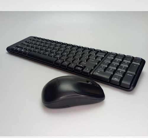 Клавиатура + мышь Logitech MK220