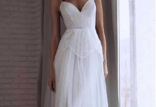 Платье свадебное/выпускное светлое xs