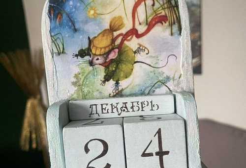 Деревянный календарь