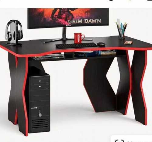 Игровой компьютерный стол