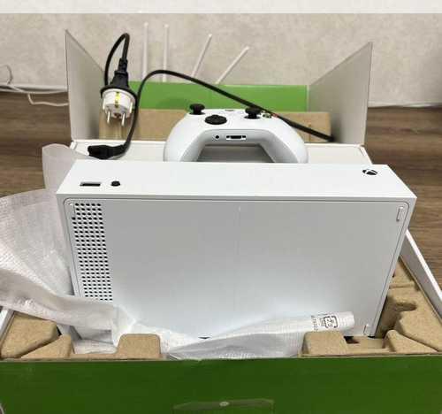 Игровая консоль Microsoft Xbox Series S