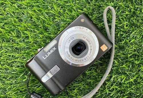 Цифровой фотоаппарат Lumix DMC-FX10 (y2k)