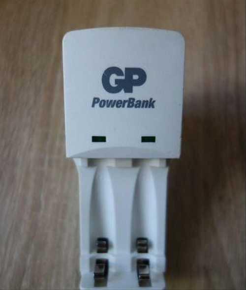 Зарядное устройство GP PowerBank mini gpkb02GS